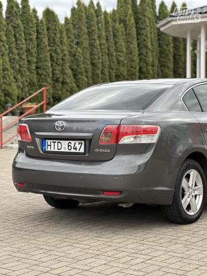Pelēks Toyota Avensis 2011 Viļņa, ar dzinēja tilpumu 2.00 L un nobraukumu 361 tūkst. km par 3800 €, foto 18 vietnē AUTOMOTO.COM.LV