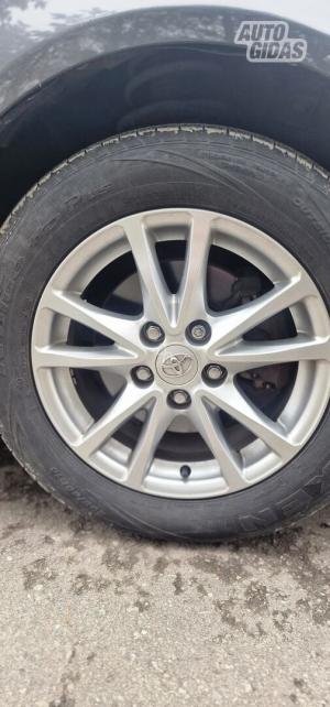 Grey Toyota Avensis 2011 in Klaipeda, with an engine capacity of 2.00 L and mileage of 174 thousand km for 5499 €, photo 11 on AUTOMOTO.COM.LV