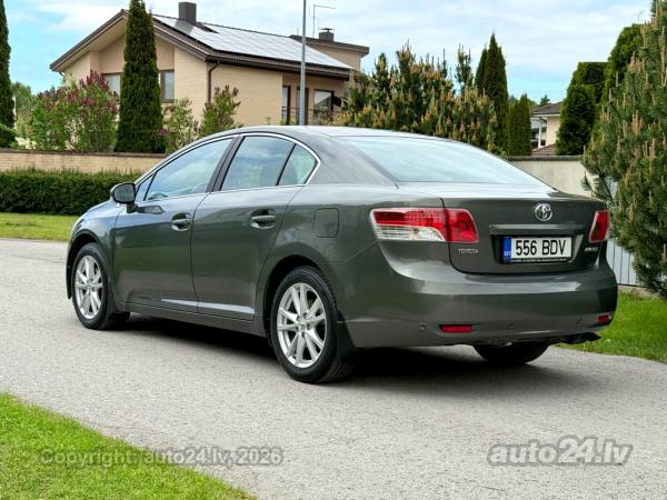Серый Тойота Авенсис 2011 в Таллин, объемом двигателя 2.00 л и пробегом 100 тыс. км за 9500 €, фото 6 на AUTOMOTO.COM.LV