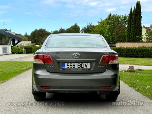 Серый Тойота Авенсис 2011 в Таллин, объемом двигателя 2.00 л и пробегом 100 тыс. км за 9500 €, фото 7 на AUTOMOTO.COM.LV