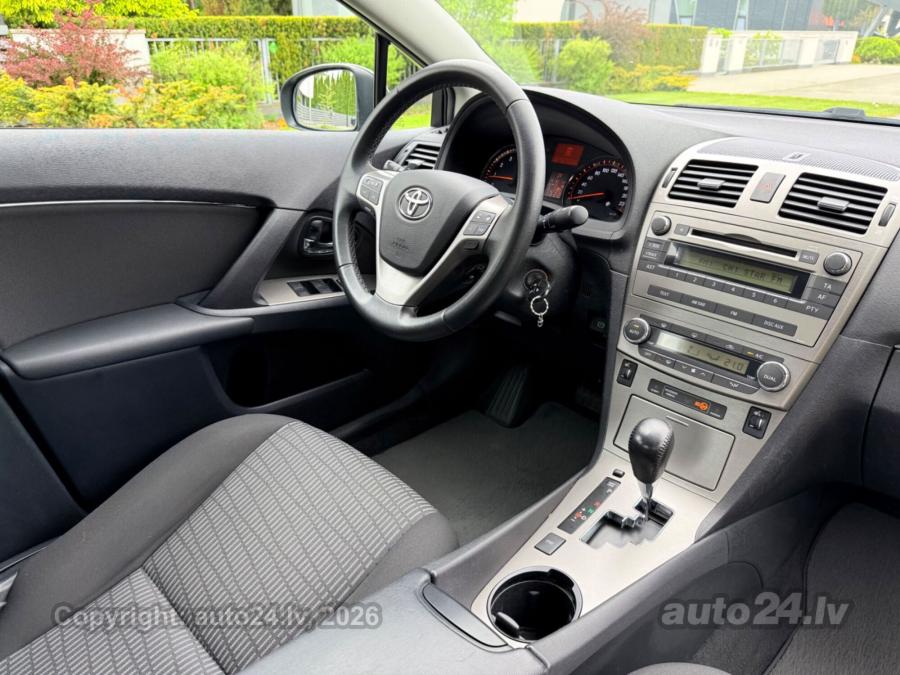 Серый Тойота Авенсис 2011 в Таллин, объемом двигателя 2.00 л и пробегом 100 тыс. км за 9500 €, фото 10 на AUTOMOTO.COM.LV