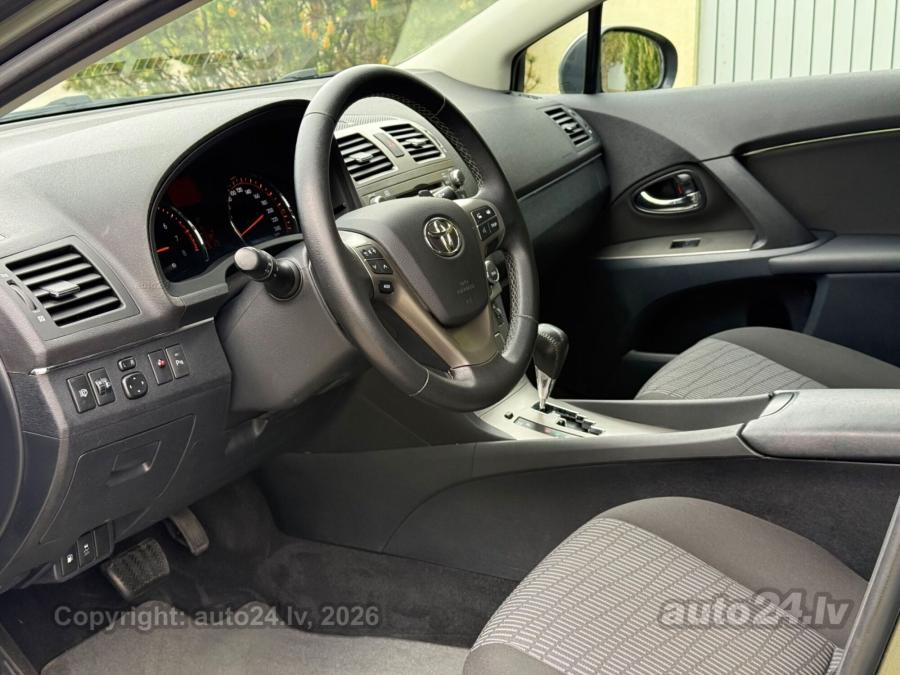 Серый Тойота Авенсис 2011 в Таллин, объемом двигателя 2.00 л и пробегом 100 тыс. км за 9500 €, фото 11 на AUTOMOTO.COM.LV
