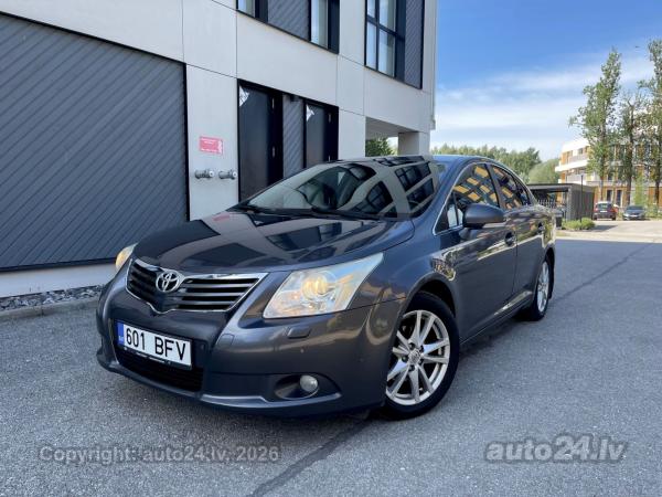 Серый Тойота Авенсис 2011 в Тарту, объемом двигателя 1.80 л и пробегом 320 тыс. км за 4599 €, фото 1 на AUTOMOTO.COM.LV