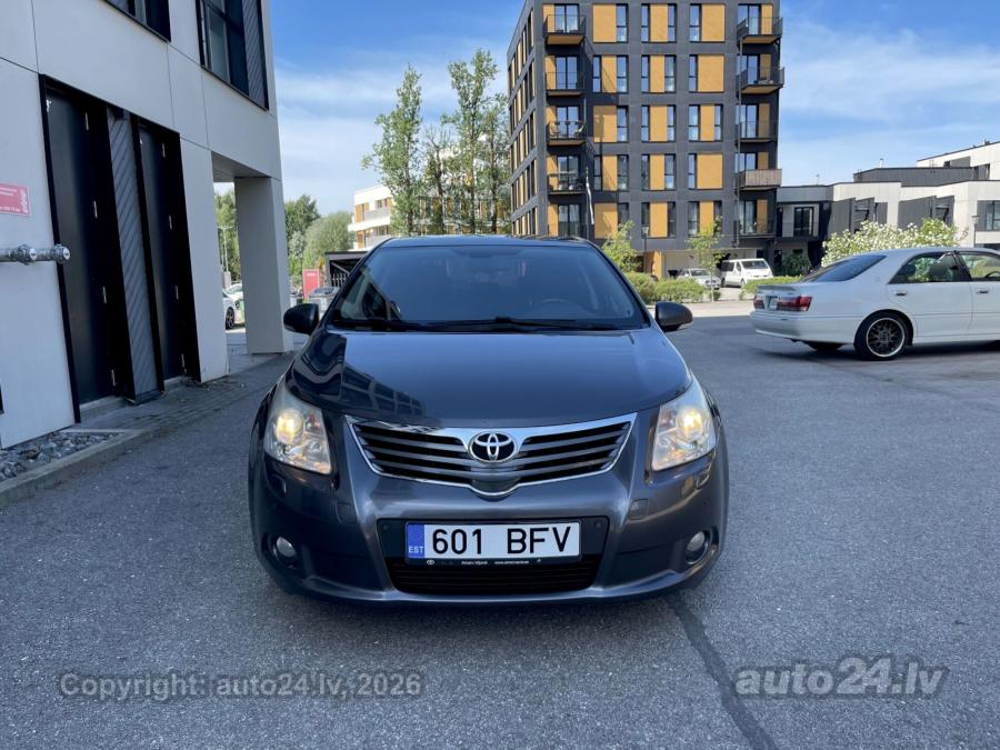 Серый Тойота Авенсис 2011 в Тарту, объемом двигателя 1.80 л и пробегом 320 тыс. км за 4599 €, фото 8 на AUTOMOTO.COM.LV