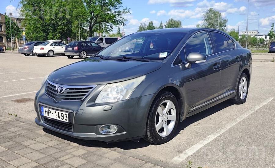 Серый Тойота Авенсис 2011 в Елгава, объемом двигателя 2.00 л и пробегом 243 тыс. км за 3990 €, фото 1 на AUTOMOTO.COM.LV