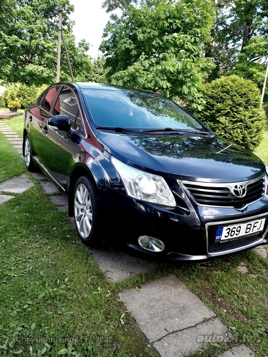 Серый Тойота Авенсис 2011 в Раквере, объемом двигателя 1.80 л и пробегом 256 тыс. км за 5600 €, фото 1 на AUTOMOTO.COM.LV
