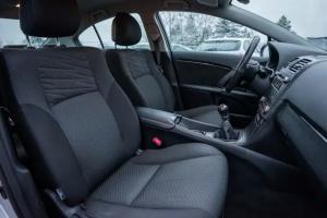 Серый Тойота Авенсис 2011 в Лиепая, объемом двигателя 2.20 л и пробегом 216 тыс. км за 7600 €, фото 13 на AUTOMOTO.COM.LV