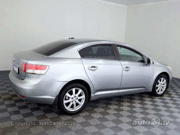 Grey Toyota Avensis 2011 in Tallinn, with an engine capacity of 2.00 L and mileage of 343 thousand km for 2999 €, photo 3 on AUTOMOTO.COM.LV