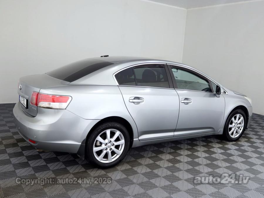 Серый Тойота Авенсис 2011 в Таллин, объемом двигателя 2.00 л и пробегом 343 тыс. км за 2999 €, фото 4 на AUTOMOTO.COM.LV