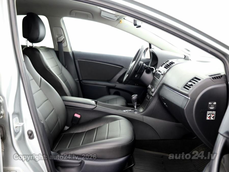 Серый Тойота Авенсис 2011 в Таллин, объемом двигателя 2.00 л и пробегом 343 тыс. км за 2999 €, фото 7 на AUTOMOTO.COM.LV