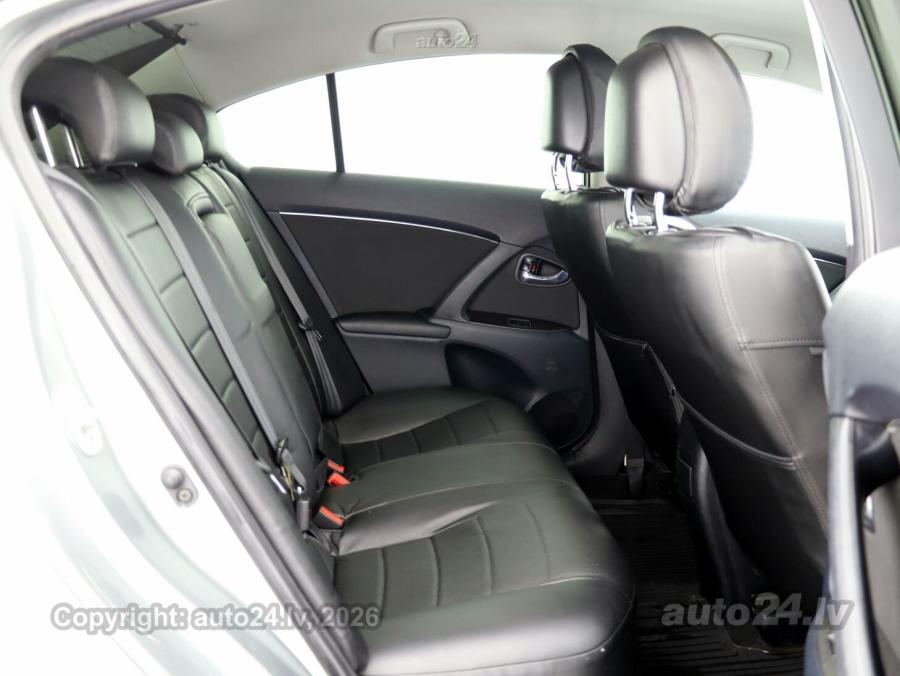 Серый Тойота Авенсис 2011 в Таллин, объемом двигателя 2.00 л и пробегом 343 тыс. км за 2999 €, фото 8 на AUTOMOTO.COM.LV