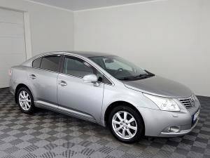 Pelēks Toyota Avensis 2011 Tallina, ar dzinēja tilpumu 2.00 L un nobraukumu 343 tūkst. km par 2999 €, foto 1 vietnē AUTOMOTO.COM.LV