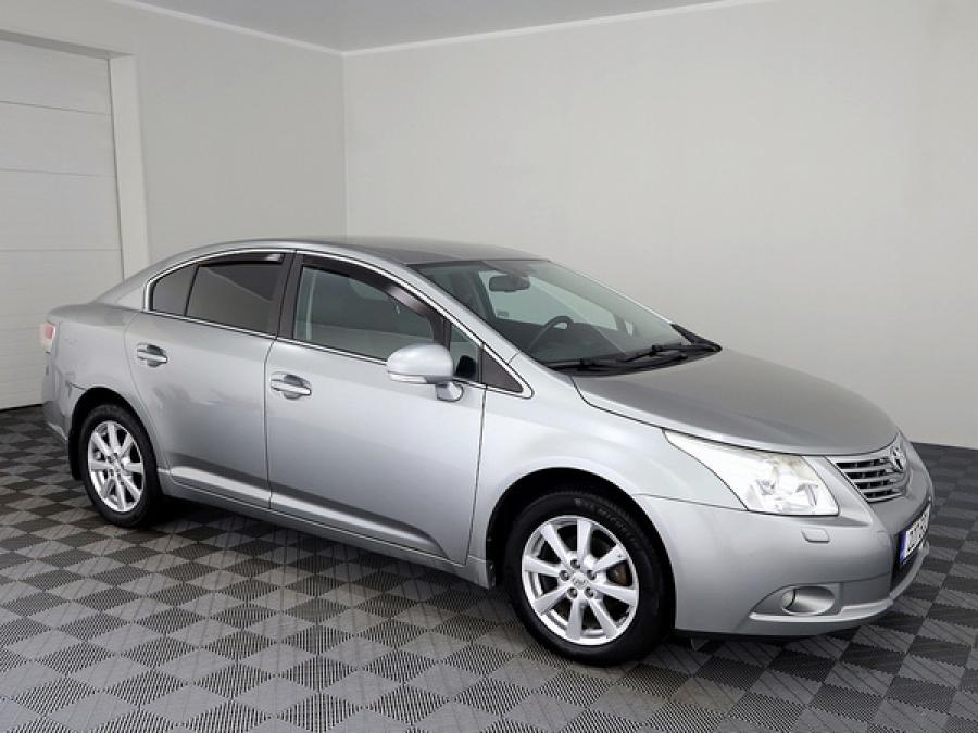 Pelēks Toyota Avensis 2011 Tallina, ar dzinēja tilpumu 2.00 L un nobraukumu 343 tūkst. km par 2999 €, foto 1 vietnē AUTOMOTO.COM.LV