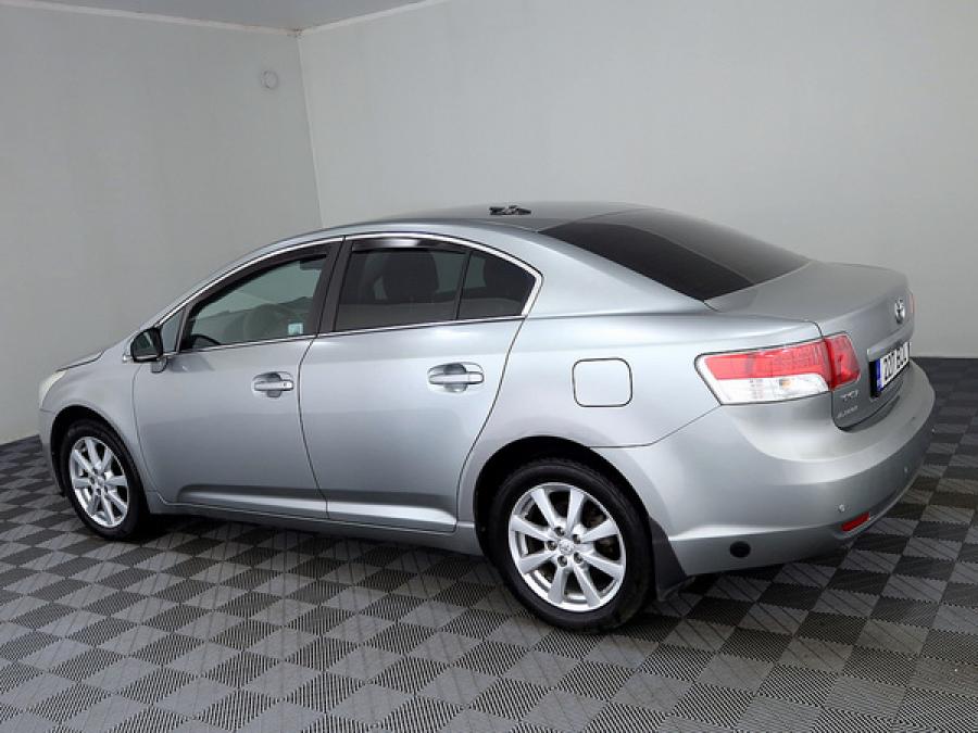 Pelēks Toyota Avensis 2011 Tallina, ar dzinēja tilpumu 2.00 L un nobraukumu 343 tūkst. km par 2999 €, foto 5 vietnē AUTOMOTO.COM.LV