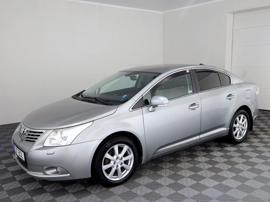 Pelēks Toyota Avensis 2011 Tallina, ar dzinēja tilpumu 2.00 L un nobraukumu 343 tūkst. km par 2999 €, foto 12 vietnē AUTOMOTO.COM.LV
