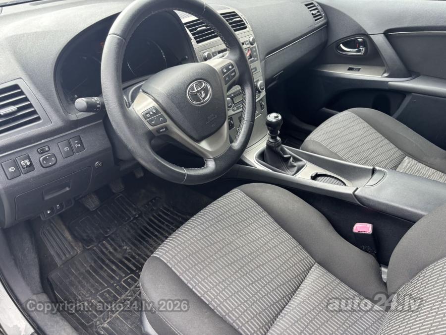 Серый Тойота Авенсис 2011 в Таллин, объемом двигателя 1.80 л и пробегом 162 тыс. км за 6999 €, фото 9 на AUTOMOTO.COM.LV