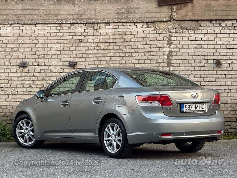 Серый Тойота Авенсис 2011 в Таллин, объемом двигателя 1.80 л и пробегом 226 тыс. км за 5700 €, фото 5 на AUTOMOTO.COM.LV