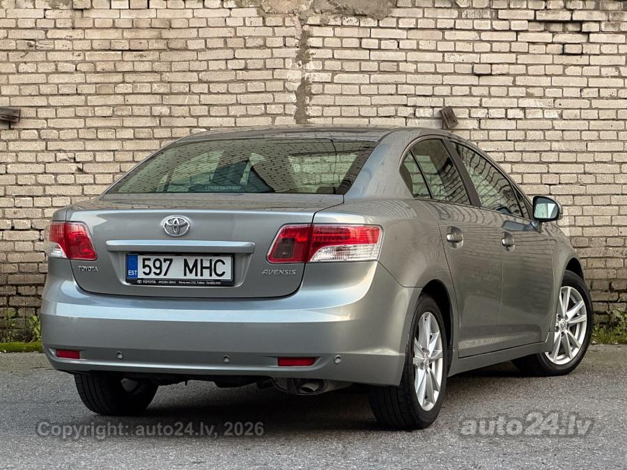 Серый Тойота Авенсис 2011 в Таллин, объемом двигателя 1.80 л и пробегом 226 тыс. км за 5700 €, фото 6 на AUTOMOTO.COM.LV