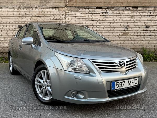 Grey Toyota Avensis 2011 in Tallinn, with an engine capacity of 1.80 L and mileage of 226 thousand km for 5700 €, photo 8 on AUTOMOTO.COM.LV