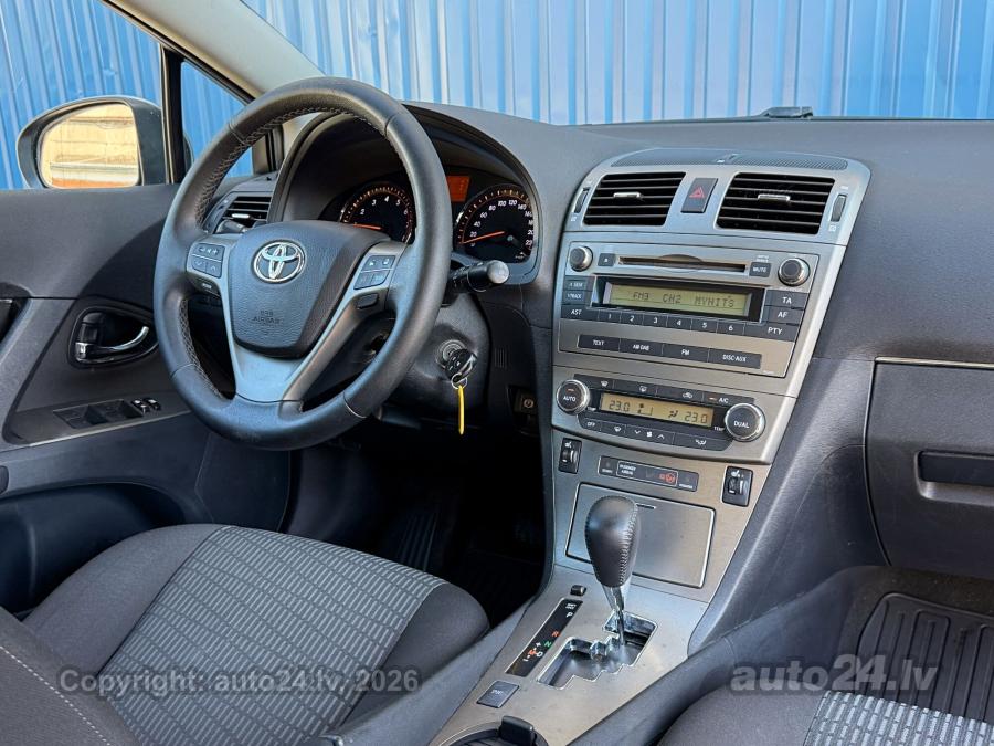 Серый Тойота Авенсис 2011 в Таллин, объемом двигателя 1.80 л и пробегом 226 тыс. км за 5700 €, фото 17 на AUTOMOTO.COM.LV