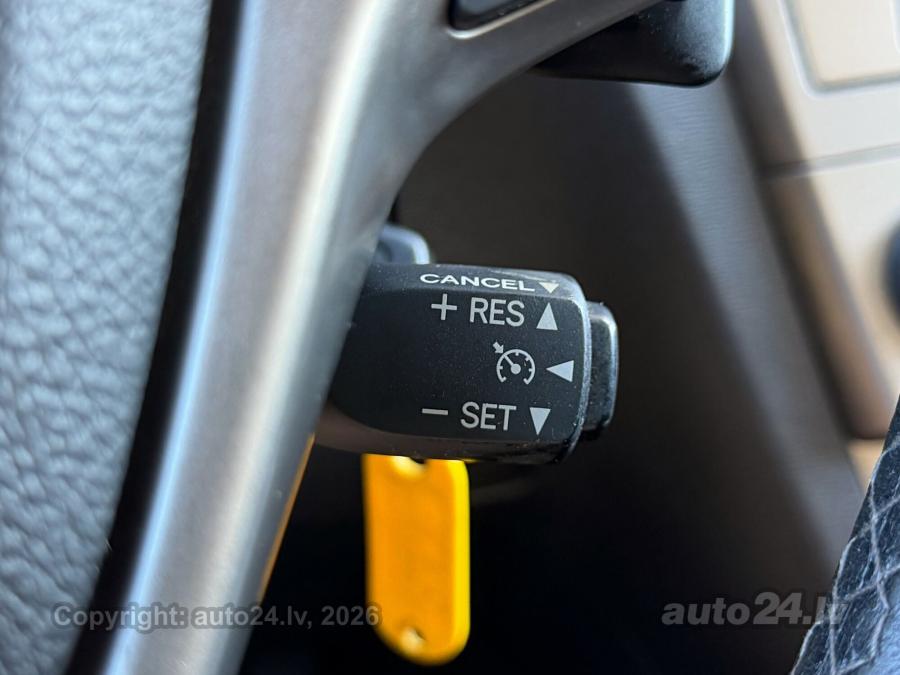 Серый Тойота Авенсис 2011 в Таллин, объемом двигателя 1.80 л и пробегом 226 тыс. км за 5700 €, фото 21 на AUTOMOTO.COM.LV