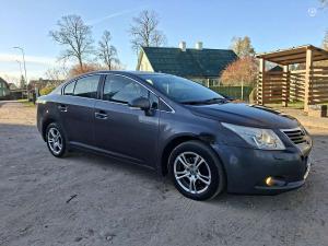 Серый Тойота Авенсис 2011 в Кретинга, объемом двигателя 2.00 л и пробегом 614 тыс. км за 1350 €, фото 4 на AUTOMOTO.COM.LV