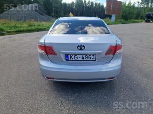 Pelēks Toyota Avensis 2011 Rīga, ar dzinēja tilpumu 2.00 L un nobraukumu 275 tūkst. km par 3600 €, foto 7 vietnē AUTOMOTO.COM.LV