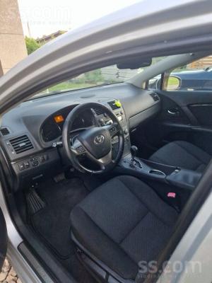 Pelēks Toyota Avensis 2011 Rīga, ar dzinēja tilpumu 2.00 L un nobraukumu 275 tūkst. km par 3600 €, foto 8 vietnē AUTOMOTO.COM.LV