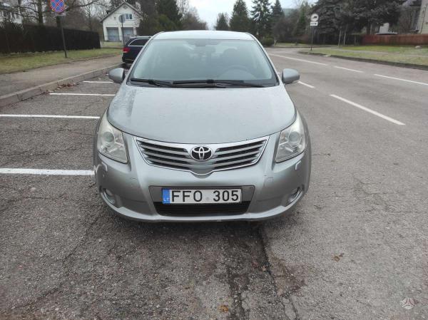 Pelēks Toyota Avensis 2011 Kauņa, ar dzinēja tilpumu 2.00 L un nobraukumu 330 tūkst. km par 3500 €, foto 3 vietnē AUTOMOTO.COM.LV