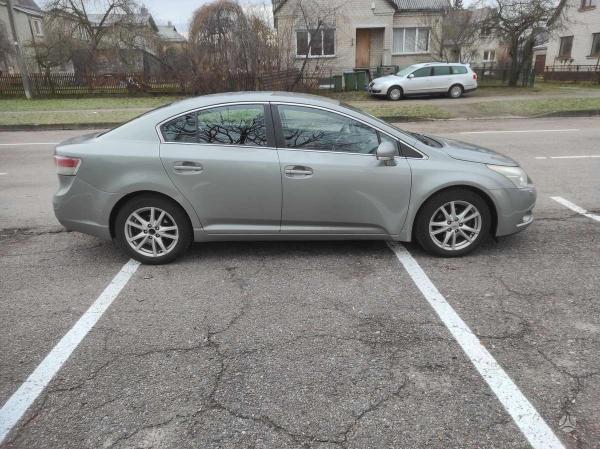 Pelēks Toyota Avensis 2011 Kauņa, ar dzinēja tilpumu 2.00 L un nobraukumu 330 tūkst. km par 3500 €, foto 6 vietnē AUTOMOTO.COM.LV