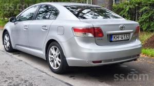 Grey Toyota Avensis 2011 in Jurmala, with an engine capacity of 1.80 L and mileage of 275 thousand km for 3900 €, photo 4 on AUTOMOTO.COM.LV