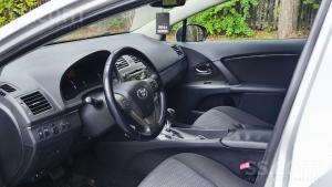 Grey Toyota Avensis 2011 in Jurmala, with an engine capacity of 1.80 L and mileage of 275 thousand km for 3900 €, photo 14 on AUTOMOTO.COM.LV