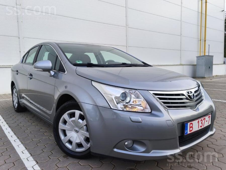 Pelēks Toyota Avensis 2011 Rīga, ar dzinēja tilpumu 2.00 L un nobraukumu 0 tūkst. km par 5600 €, foto 3 vietnē AUTOMOTO.COM.LV