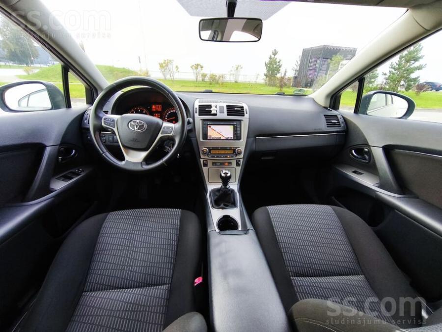 Pelēks Toyota Avensis 2011 Rīga, ar dzinēja tilpumu 2.00 L un nobraukumu 0 tūkst. km par 5600 €, foto 9 vietnē AUTOMOTO.COM.LV