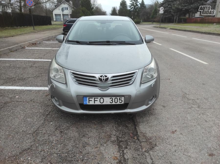 Pelēks Toyota Avensis 2011 Kauņa, ar dzinēja tilpumu 2.00 L un nobraukumu 330 tūkst. km par 3500 €, foto 3 vietnē AUTOMOTO.COM.LV