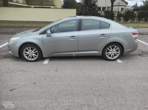 Toyota Avensis 2011 Kauņa vietnē Pelēks Toyota Avensis 2011 Kauņa, ar dzinēja tilpumu 2.00 L un nobraukumu 330 tūkst. km par 3500 €, foto 5 vietnē AUTOMOTO.COM.LV