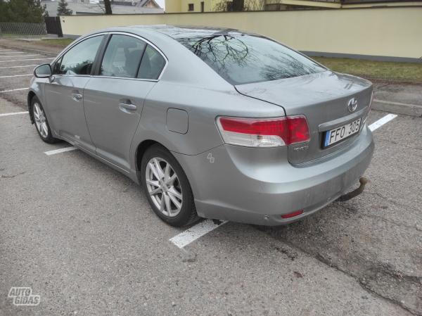 Toyota Avensis 2011 Kauņa vietnē Pelēks Toyota Avensis 2011 Kauņa, ar dzinēja tilpumu 2.00 L un nobraukumu 330 tūkst. km par 3500 €, foto 7 vietnē AUTOMOTO.COM.LV