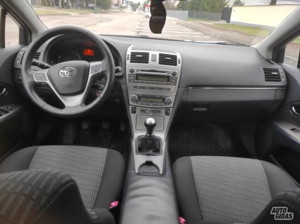 Toyota Avensis 2011 Kauņa vietnē Pelēks Toyota Avensis 2011 Kauņa, ar dzinēja tilpumu 2.00 L un nobraukumu 330 tūkst. km par 3500 €, foto 10 vietnē AUTOMOTO.COM.LV