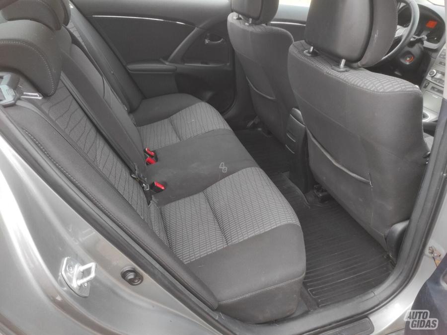 Pelēks Toyota Avensis 2011 Kauņa, ar dzinēja tilpumu 2.00 L un nobraukumu 330 tūkst. km par 3500 €, foto 12 vietnē AUTOMOTO.COM.LV