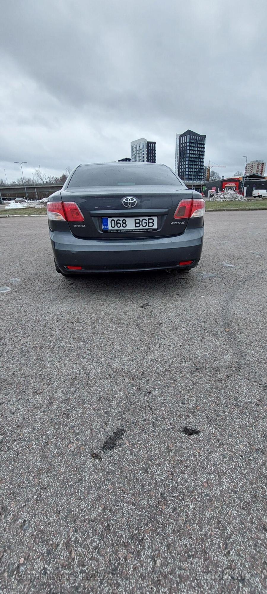 Grey Toyota Avensis 2012 in Tallinn, with an engine capacity of 1.80 L and mileage of 119 thousand km for 6700 €, photo 4 on AUTOMOTO.COM.LV
