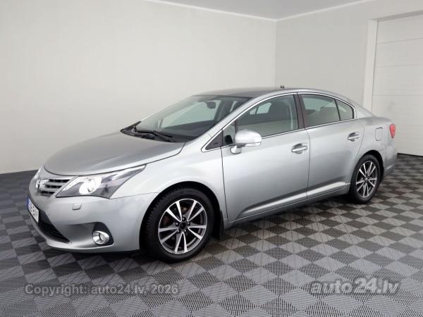 Pelēks Toyota Avensis 2012 Tallina, ar dzinēja tilpumu 1.80 L un nobraukumu 219 tūkst. km par 4499 €, foto 2 vietnē AUTOMOTO.COM.LV