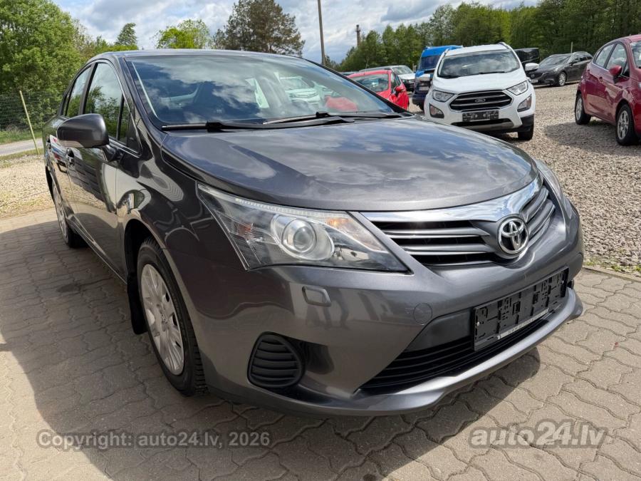 Серый Тойота Авенсис 2012 в Выру, объемом двигателя 1.60 л и пробегом 164 тыс. км за 6490 €, фото 3 на AUTOMOTO.COM.LV
