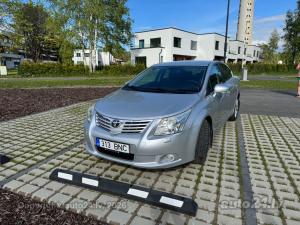 Pelēks Toyota Avensis 2012 Mardu, ar dzinēja tilpumu 1.80 L un nobraukumu 215 tūkst. km par 6200 €, foto  vietnē AUTOMOTO.COM.LV