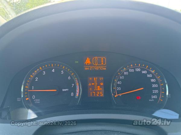 Серый Тойота Авенсис 2012 в Маарду, объемом двигателя 1.80 л и пробегом 215 тыс. км за 6200 €, фото 9 на AUTOMOTO.COM.LV