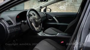 Серый Тойота Авенсис 2012 в Таллин, объемом двигателя 1.80 л и пробегом 162 тыс. км за 8000 €, фото 9 на AUTOMOTO.COM.LV