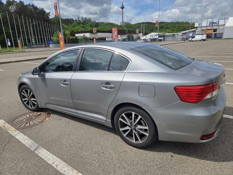 Серый Тойота Авенсис 2012 в Вильнюс, объемом двигателя 2.00 л и пробегом 367 тыс. км за 4200 €, фото 3 на AUTOMOTO.COM.LV