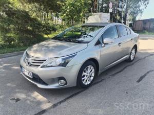 Pelēks Toyota Avensis 2012 Rīga, ar dzinēja tilpumu 2.00 L un nobraukumu 258 tūkst. km par 5950 €, foto 3 vietnē AUTOMOTO.COM.LV