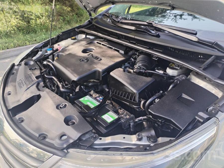 Pelēks Toyota Avensis 2012 Rīga, ar dzinēja tilpumu 2.00 L un nobraukumu 258 tūkst. km par 5950 €, foto 13 vietnē AUTOMOTO.COM.LV