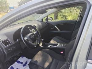 Pelēks Toyota Avensis 2012 Rīga, ar dzinēja tilpumu 2.00 L un nobraukumu 258 tūkst. km par 5950 €, foto 17 vietnē AUTOMOTO.COM.LV