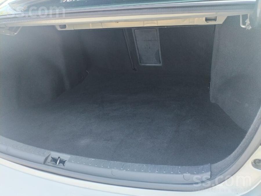 Pelēks Toyota Avensis 2012 Rīga, ar dzinēja tilpumu 2.00 L un nobraukumu 258 tūkst. km par 5950 €, foto 19 vietnē AUTOMOTO.COM.LV
